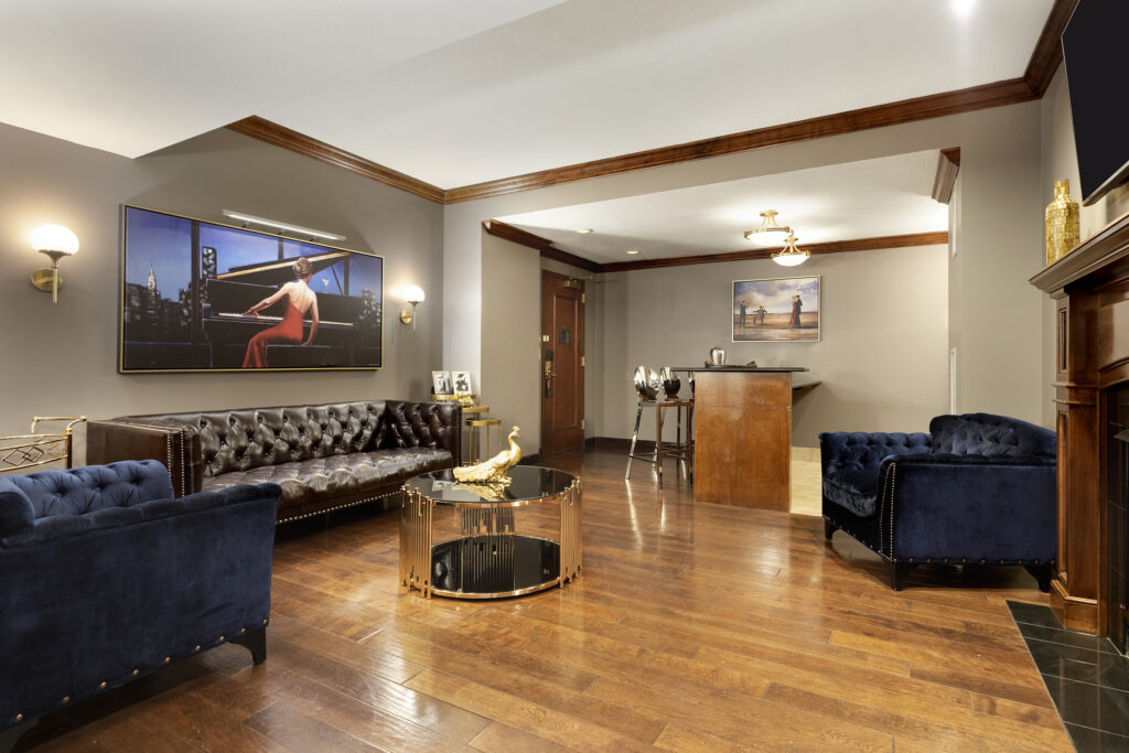 Vice Presidential Suite | Des Lux Hotel